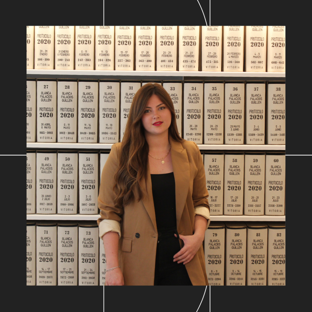 Carmen Ávalos, Oficial de Herencias en Notaría Blanca Palacios - Blog Notaría Blanca Palacios